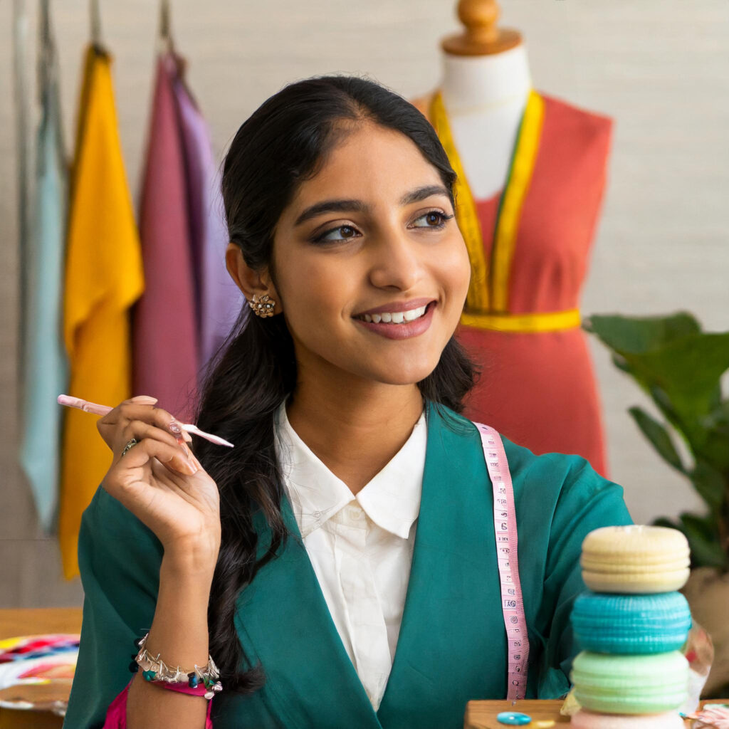 What are the career options for a fashion designer? - Diya Fashion ...
